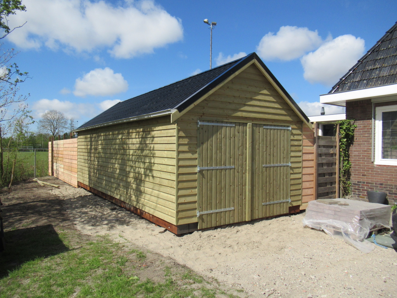 berging-garage-hg-10-ferwert - Houtbouw Hiemstra Twijzel